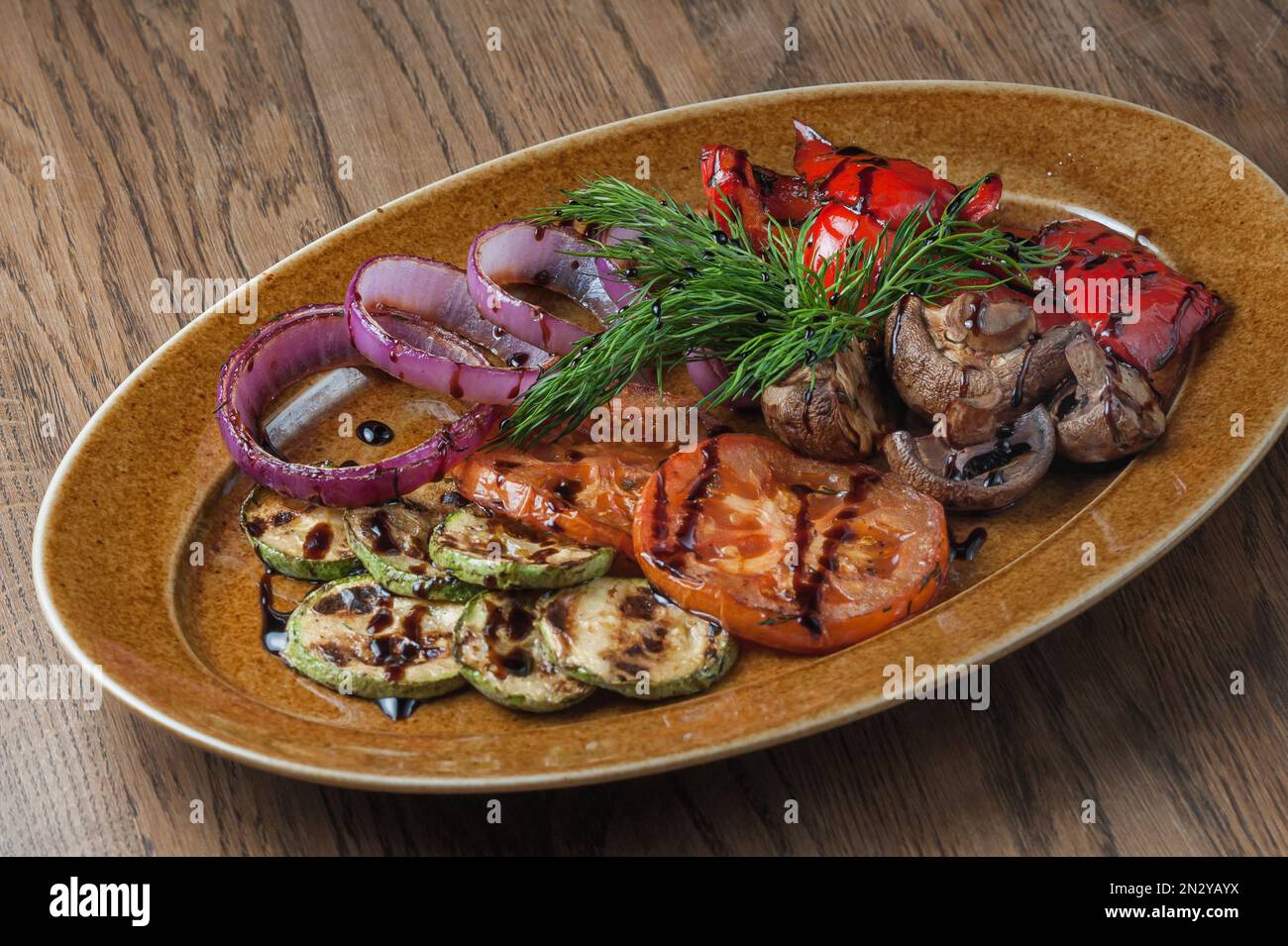 Mus table hi-res stock photography and images - Alamy