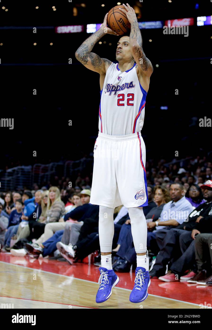 Los Angeles Clippers forward Matt Barnes shoots during the first half ...