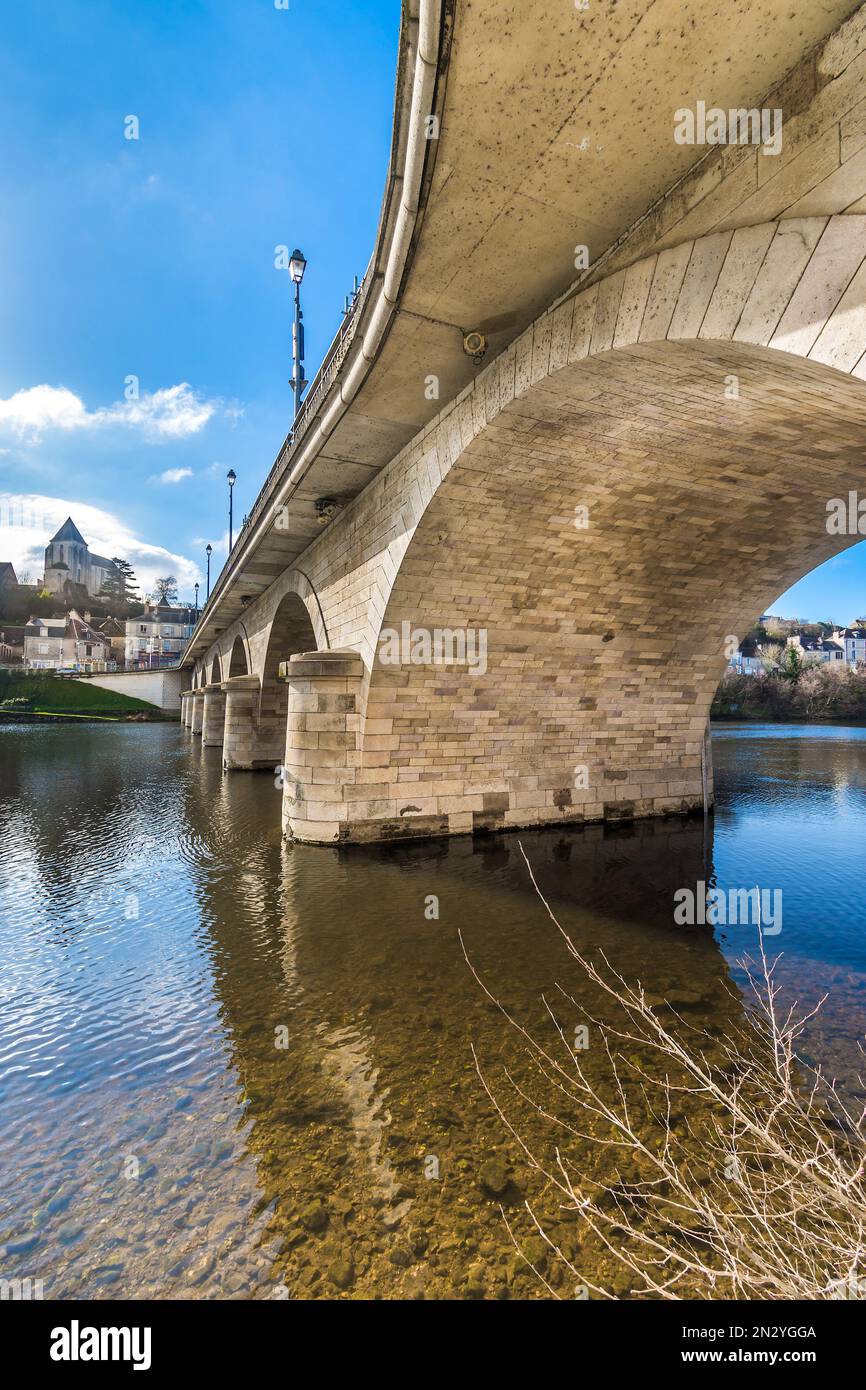 Seven-arch stone bridge crossing the river Creuse, Le Blanc, Indre (37), France Stock Photo - Alamy