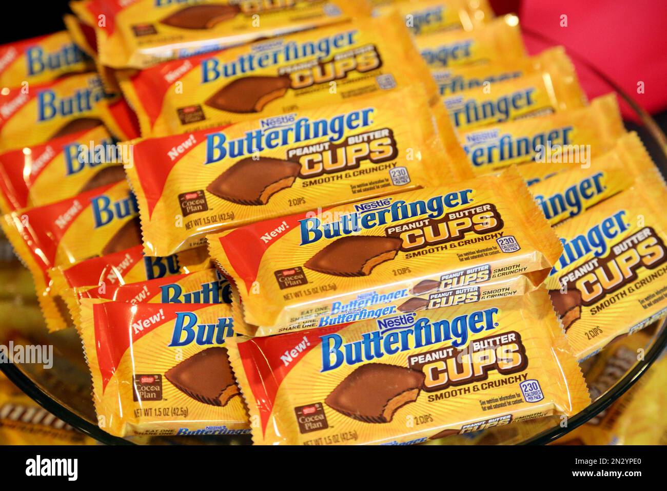 Butterfinger Cups butt into awards season at Kari Feinstein's Oscars ...