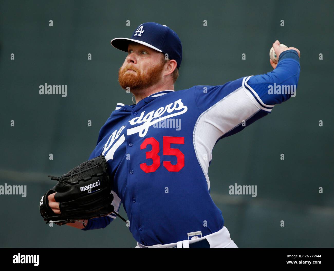 Los Angeles Dodgers' pitcher Brett Anderson throws a pitch during the ...