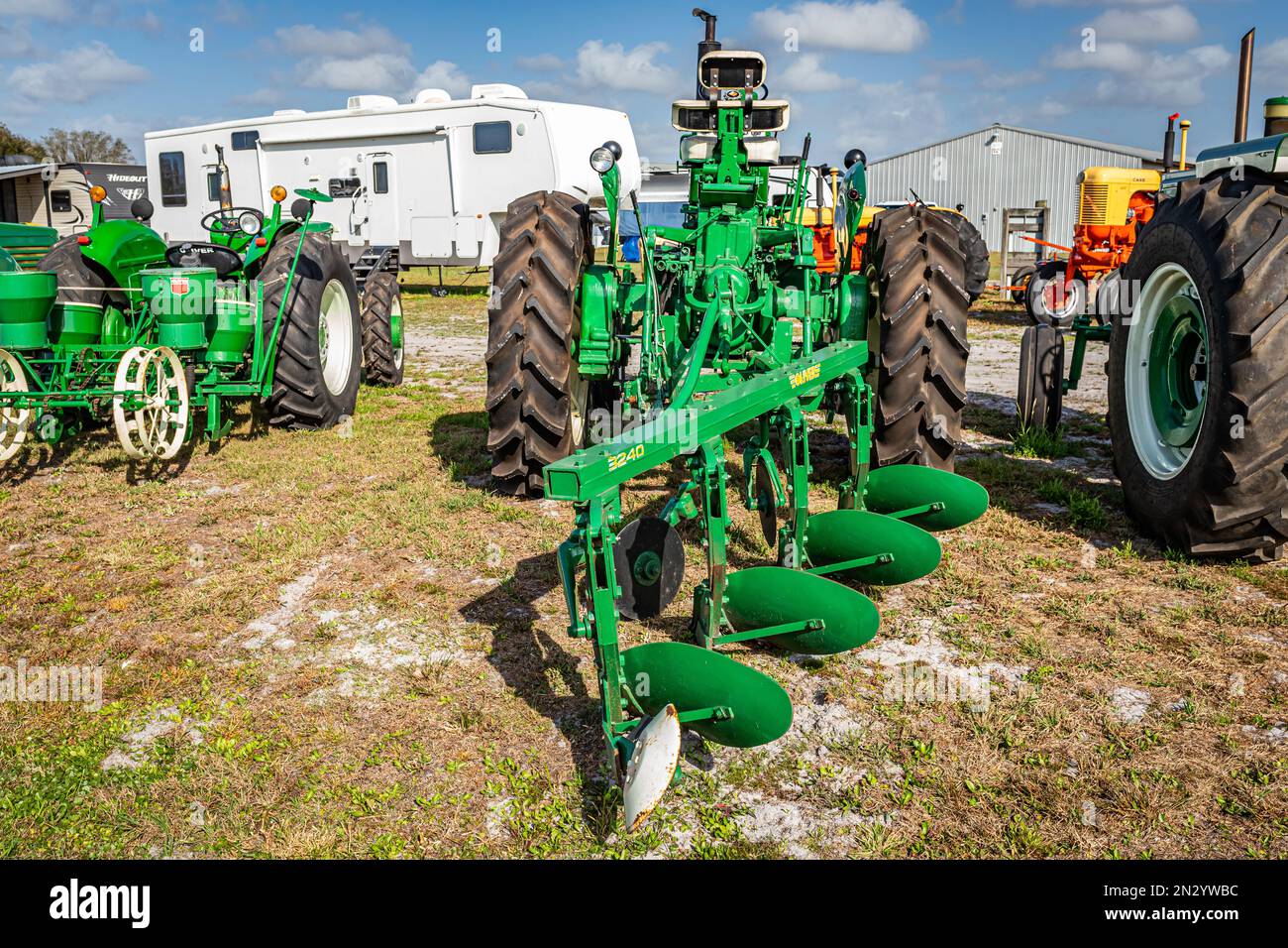 Restored oliver tractor hi-res stock photography and images - Alamy