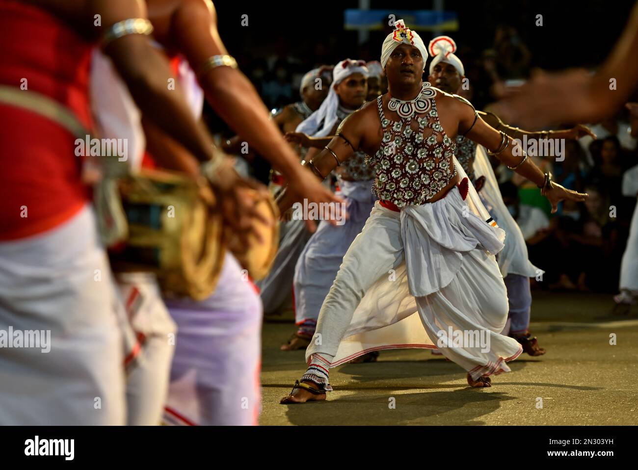 Sri Lanka Traditional Dancers performs during the annual Navam Maha ...