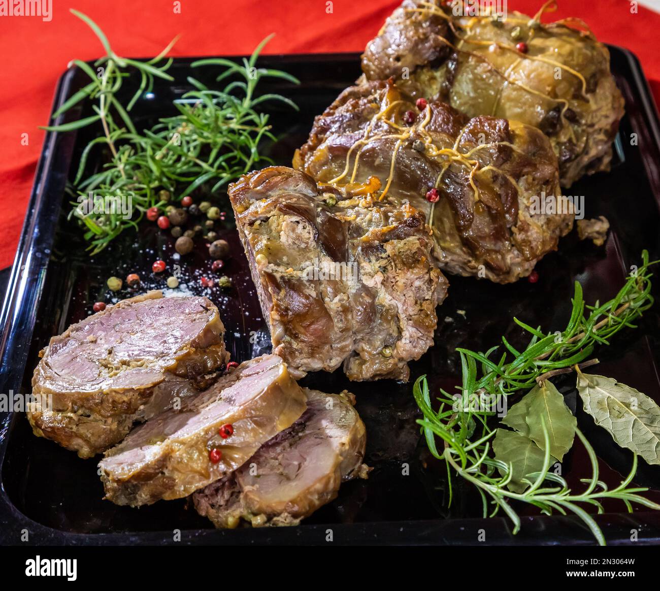 Grill oven meat hi-res stock photography and images - Alamy