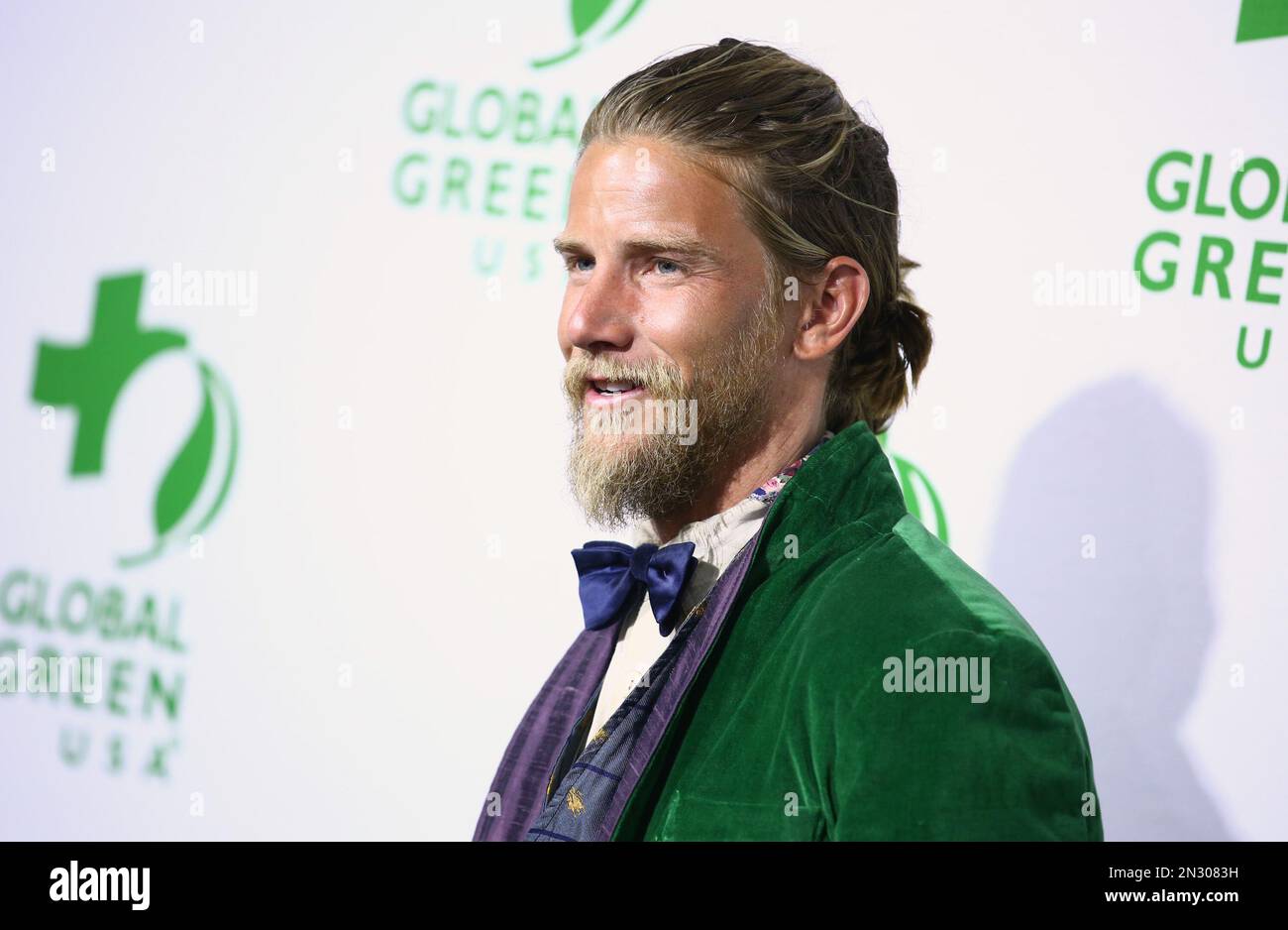 Jeff Garner arrives at the Global Green USA's 12th Annual Pre-Oscar ...
