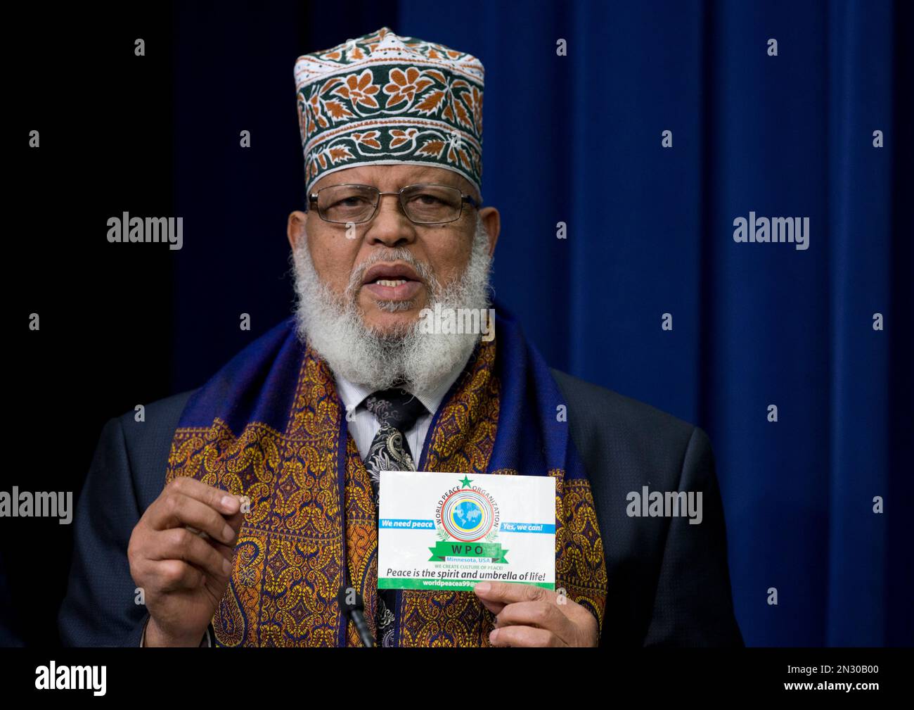 Imam Sheikh Sa'ad Musse Roble, of the World Peace Organization in ...