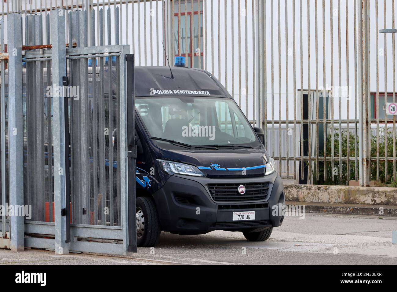 Italian penitentiary police hi-res stock photography and images - Alamy