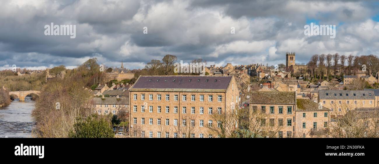 A panoramic view over the market town of Barnard Castle Stock Photo - Alamy