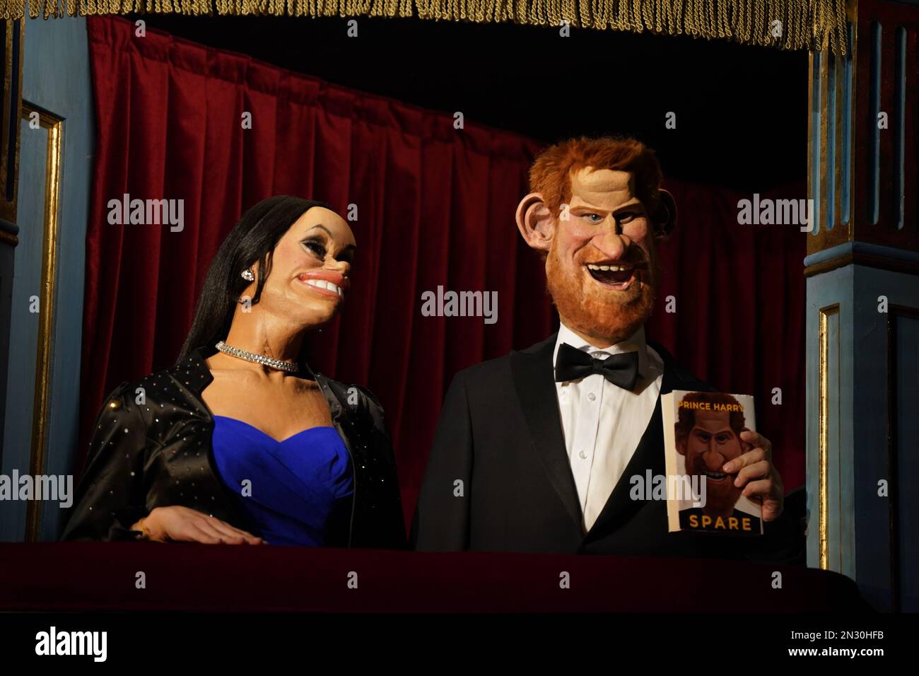 The puppets for the Duke and Duchess of Sussex at the world premiere of ...