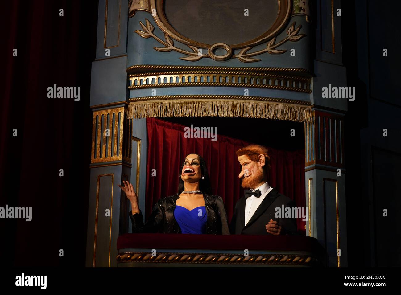 The puppets of the Duke and Duchess of Sussex performing at the world ...