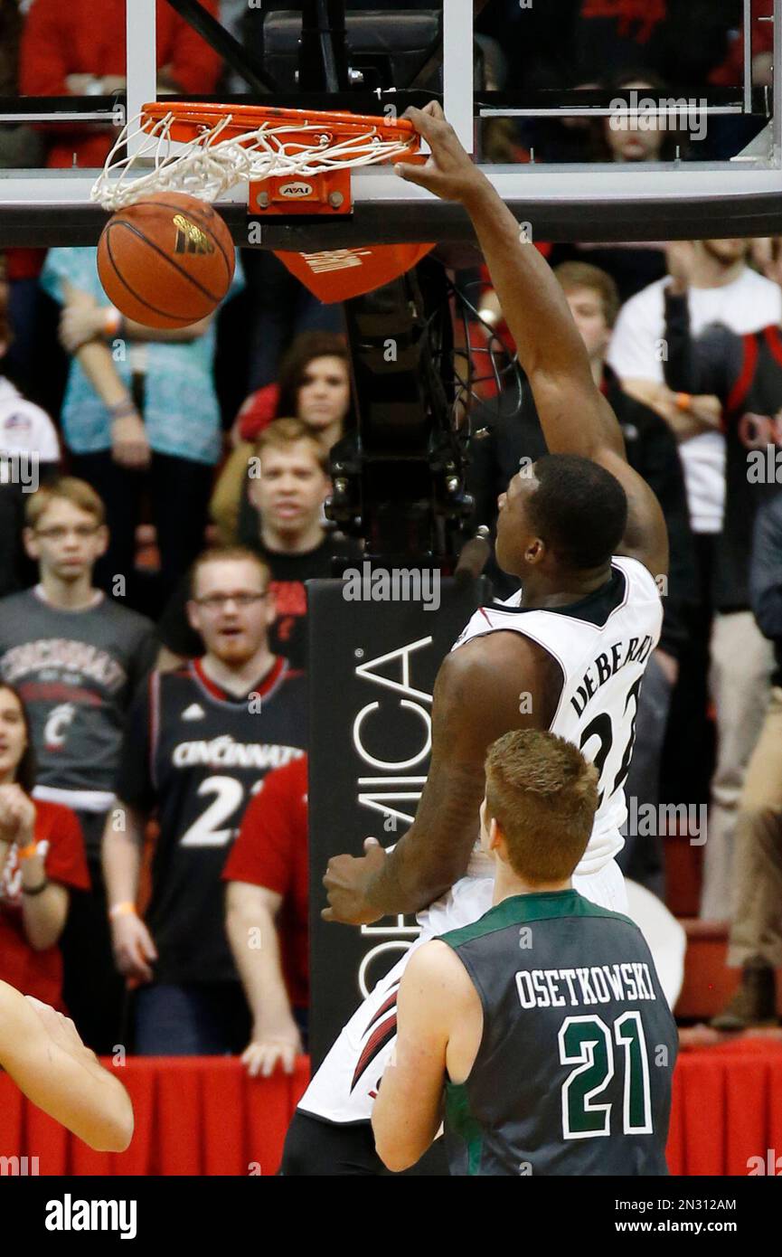Cincinnati's center Coreontae DeBerry (22) slams in two points over ...
