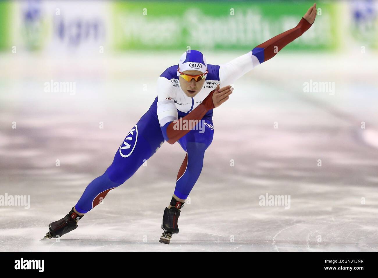 Russia's Pavel Kulizhnikov competes in the 1000 meter race of the ...