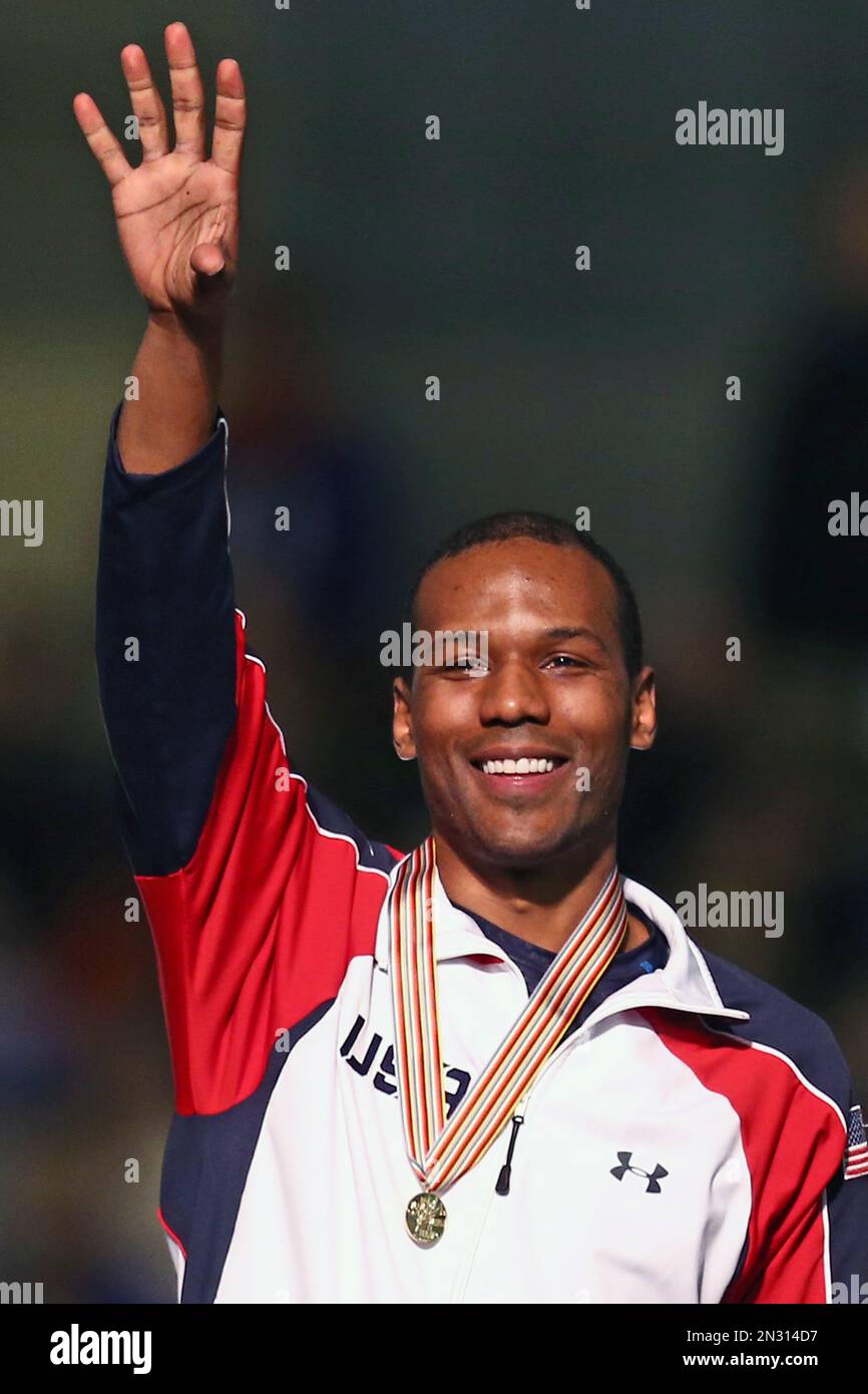 New world champion Shani Davis of the U.S. celebrates on the podium of ...