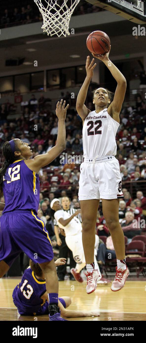 South Carolina guard/forward A'ja Wilson (22) shoots over LSU forward ...