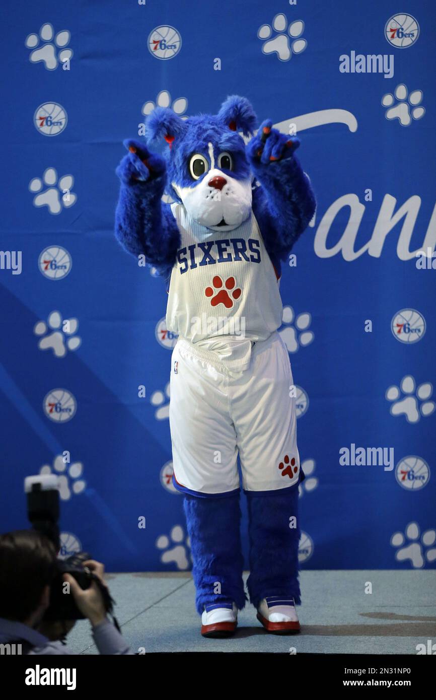 The Philadelphia 76ers' new mascot, Franklin, performs a during a news ...
