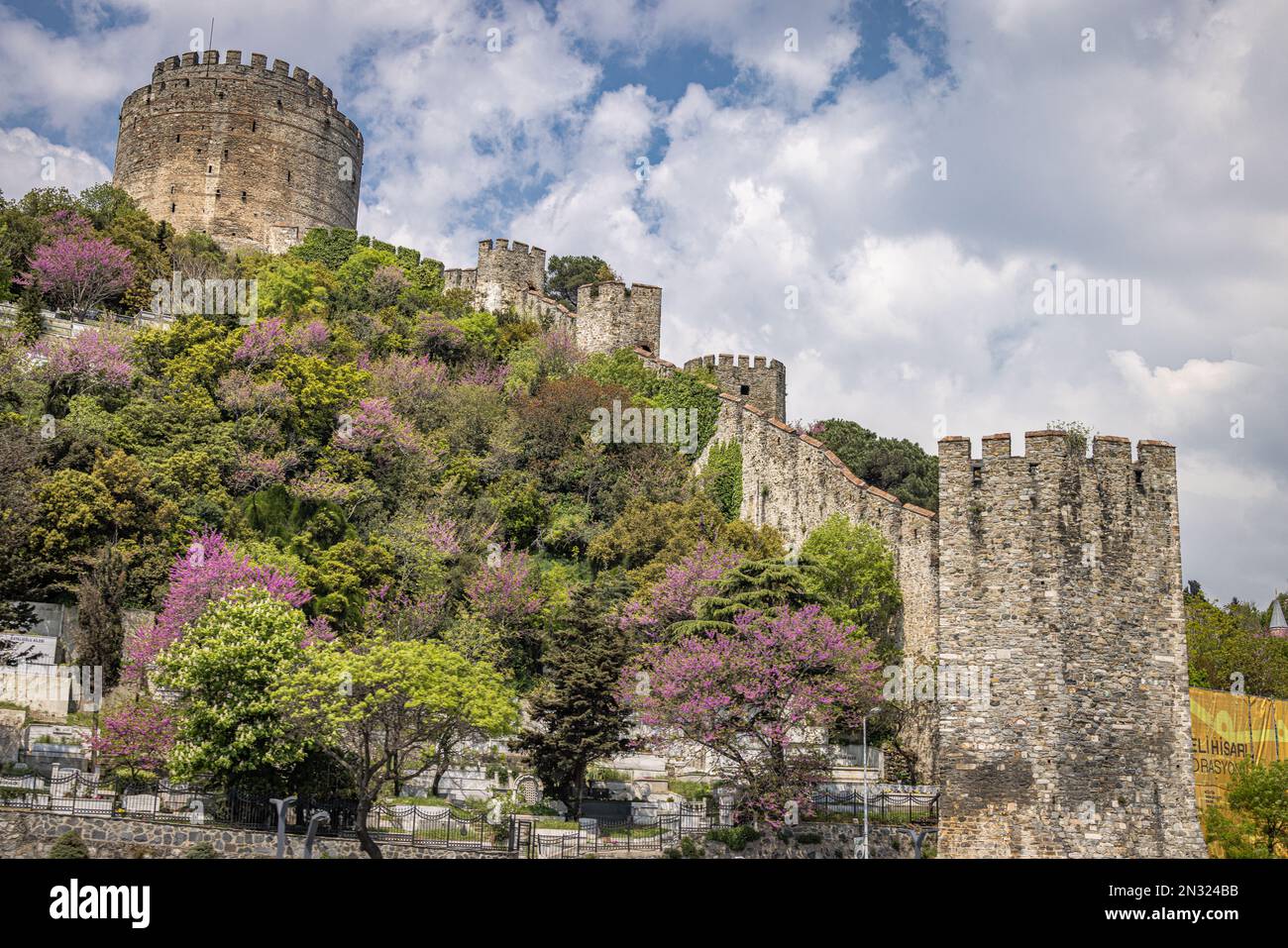 Rumelian Castle/ Rumelihisarı/ Boğazkesen Castle, Istanbul, Turkey ...