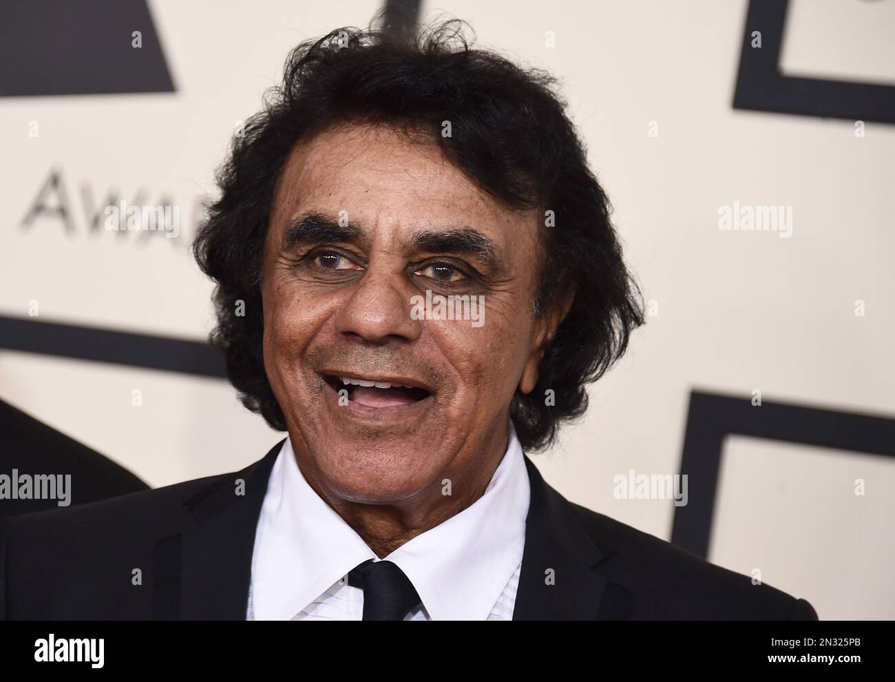 Johnny Mathis arrives at the 57th annual Grammy Awards at the Staples ...