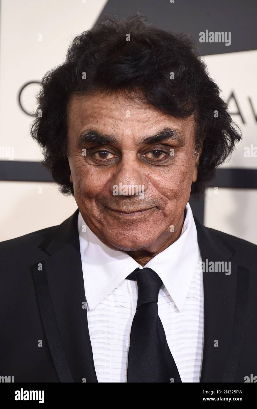 Johnny Mathis arrives at the 57th annual Grammy Awards at the Staples ...