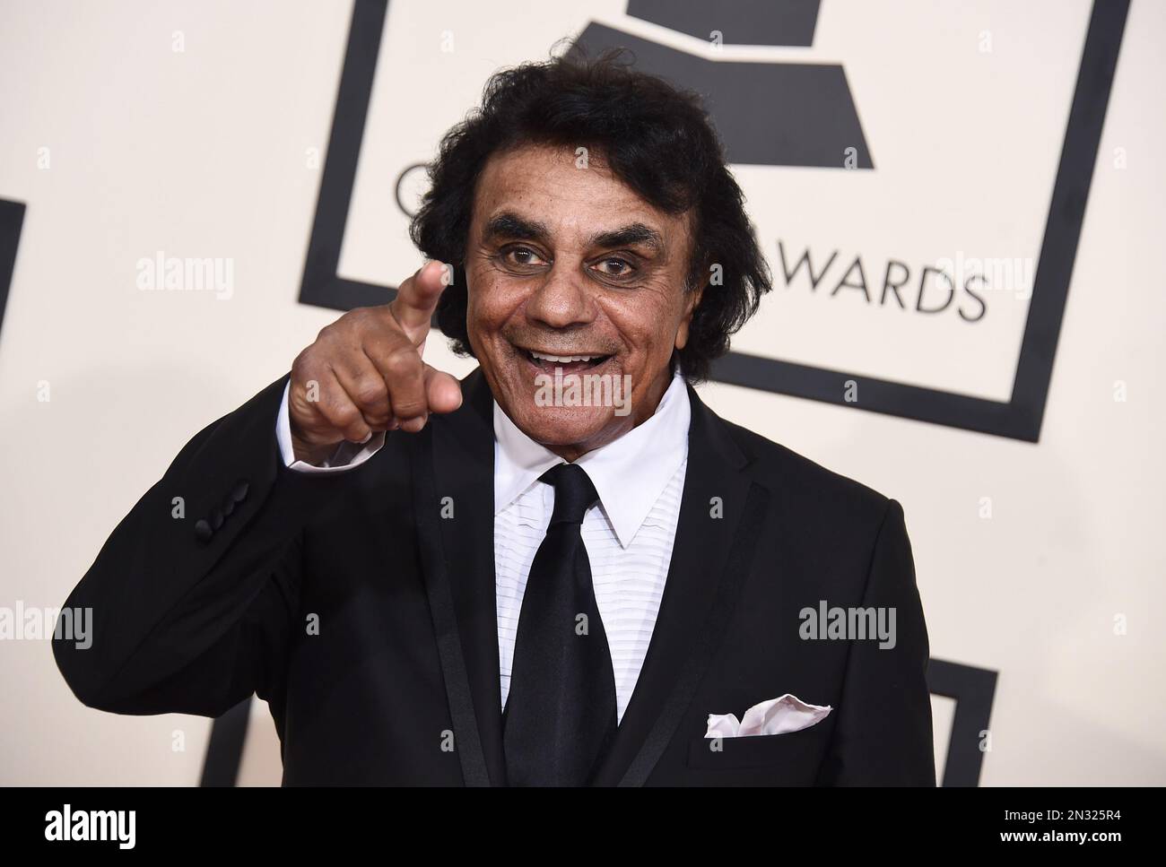 Johnny Mathis arrives at the 57th annual Grammy Awards at the Staples ...