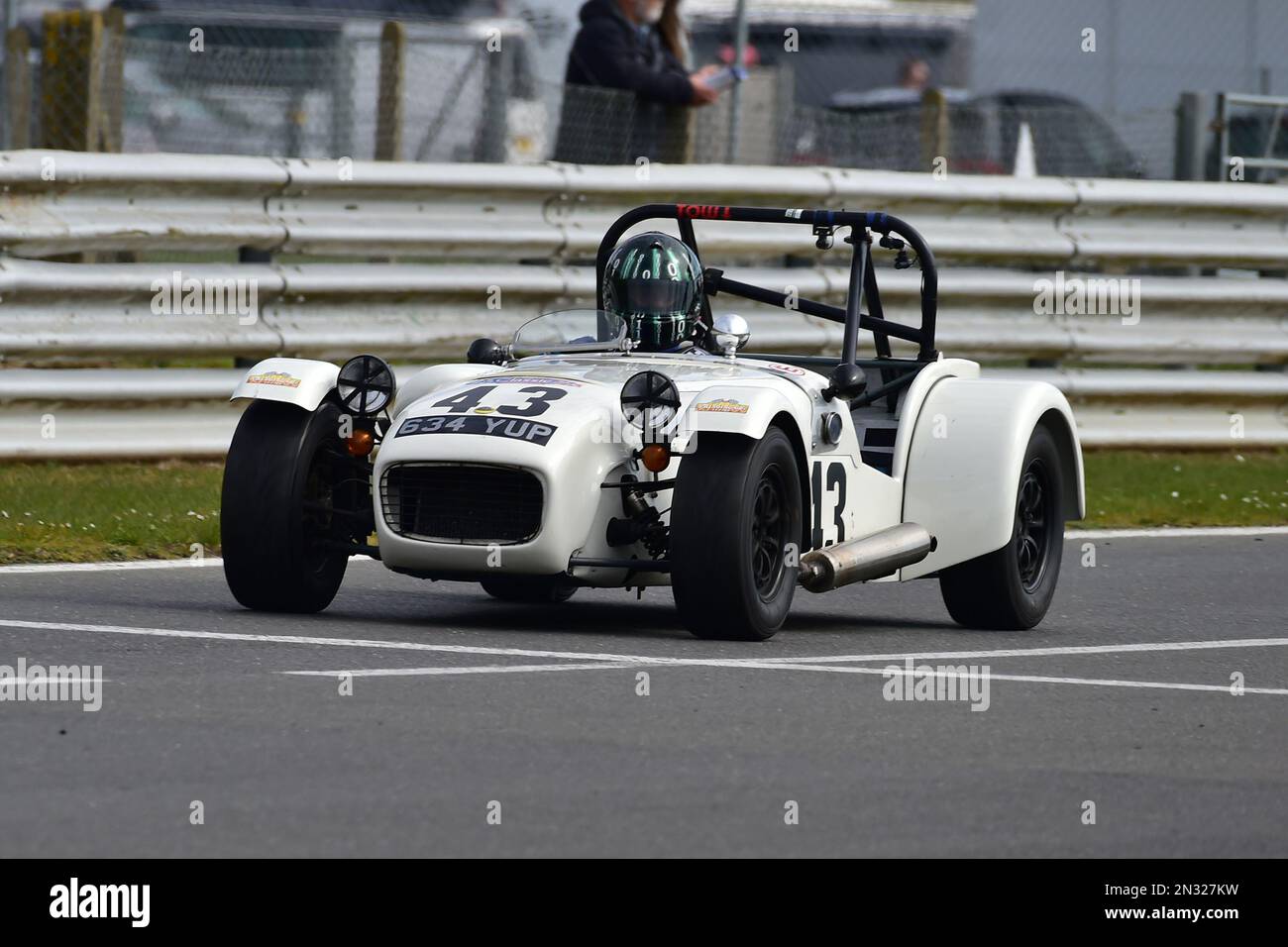 Group 7 car hi-res stock photography and images - Alamy