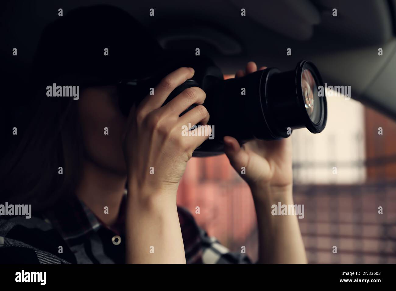 Detective sitting inside car hi-res stock photography and images - Alamy
