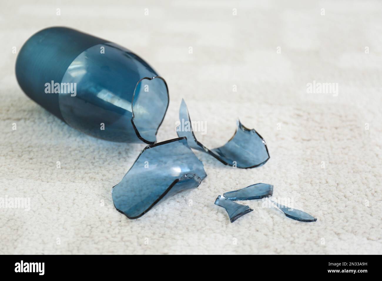 Broken vase floor blue hi-res stock photography and images - Alamy