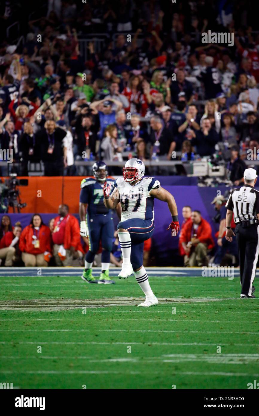 New England Patriots nose tackle Alan Branch (97) celebrates after ...