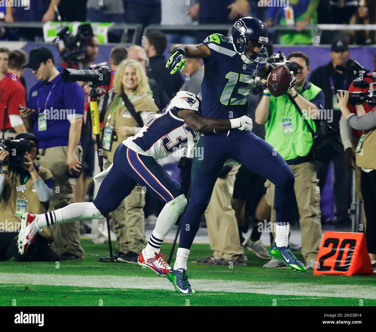 Seattle Seahawks wide receiver Chris Matthews (13) runs against New ...