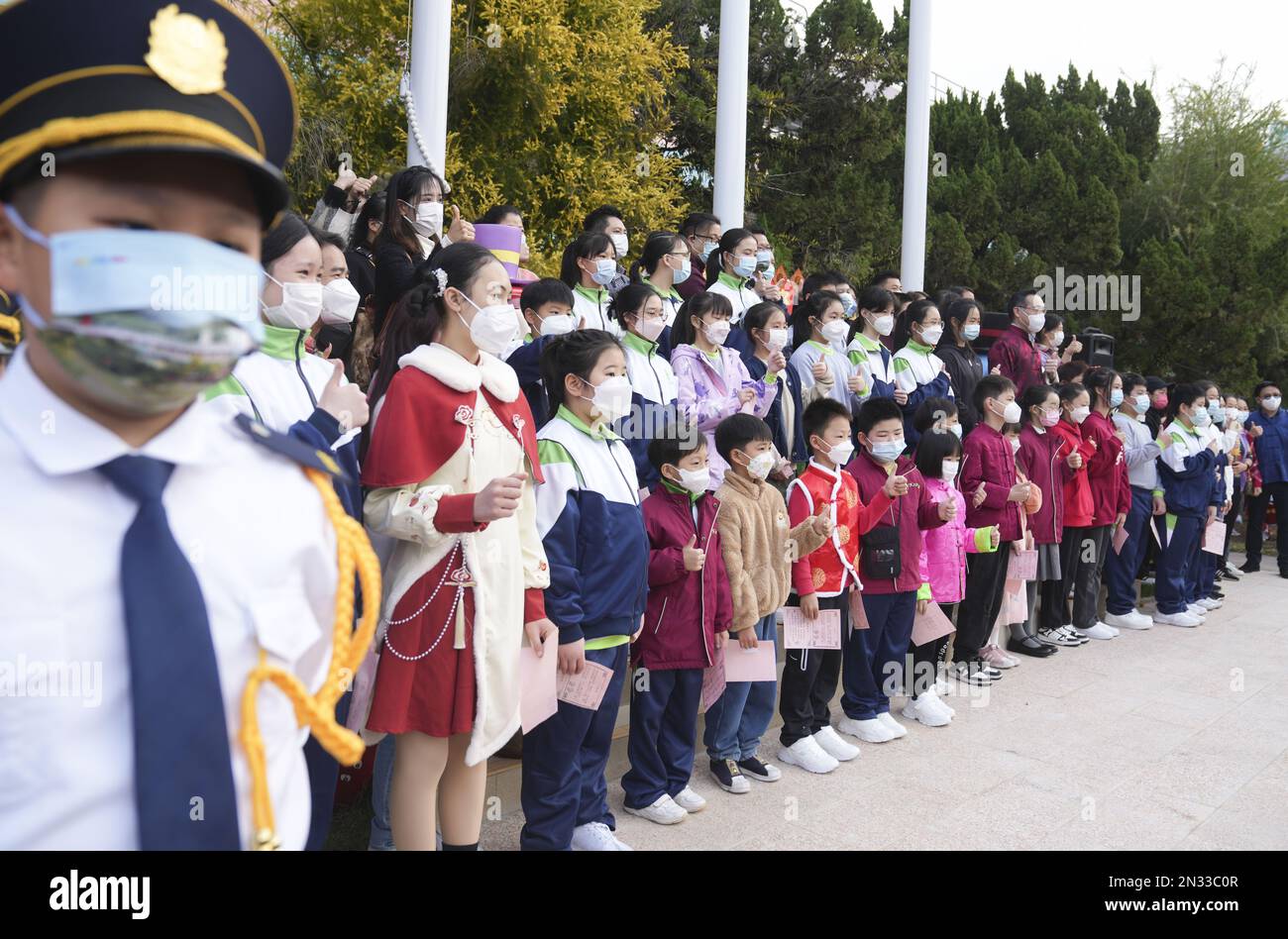 About 50 cross border students back to school. Cross borders students ...