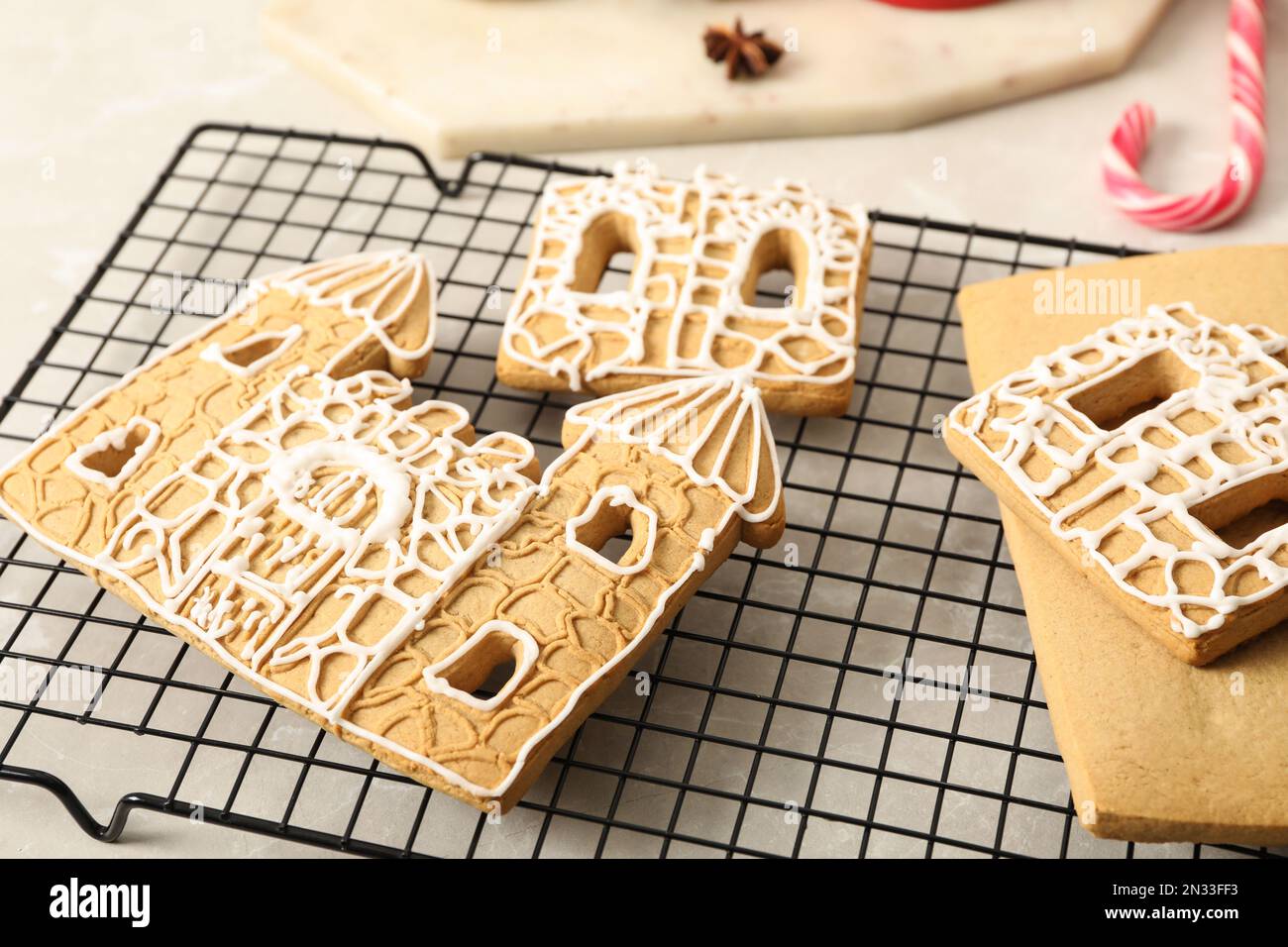 Parts of gingerbread house on cooling tray, closeup Stock Photo - Alamy
