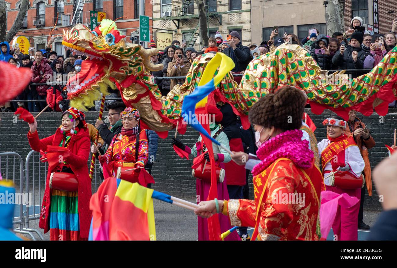 Firecracker dragon hi-res stock photography and images - Alamy