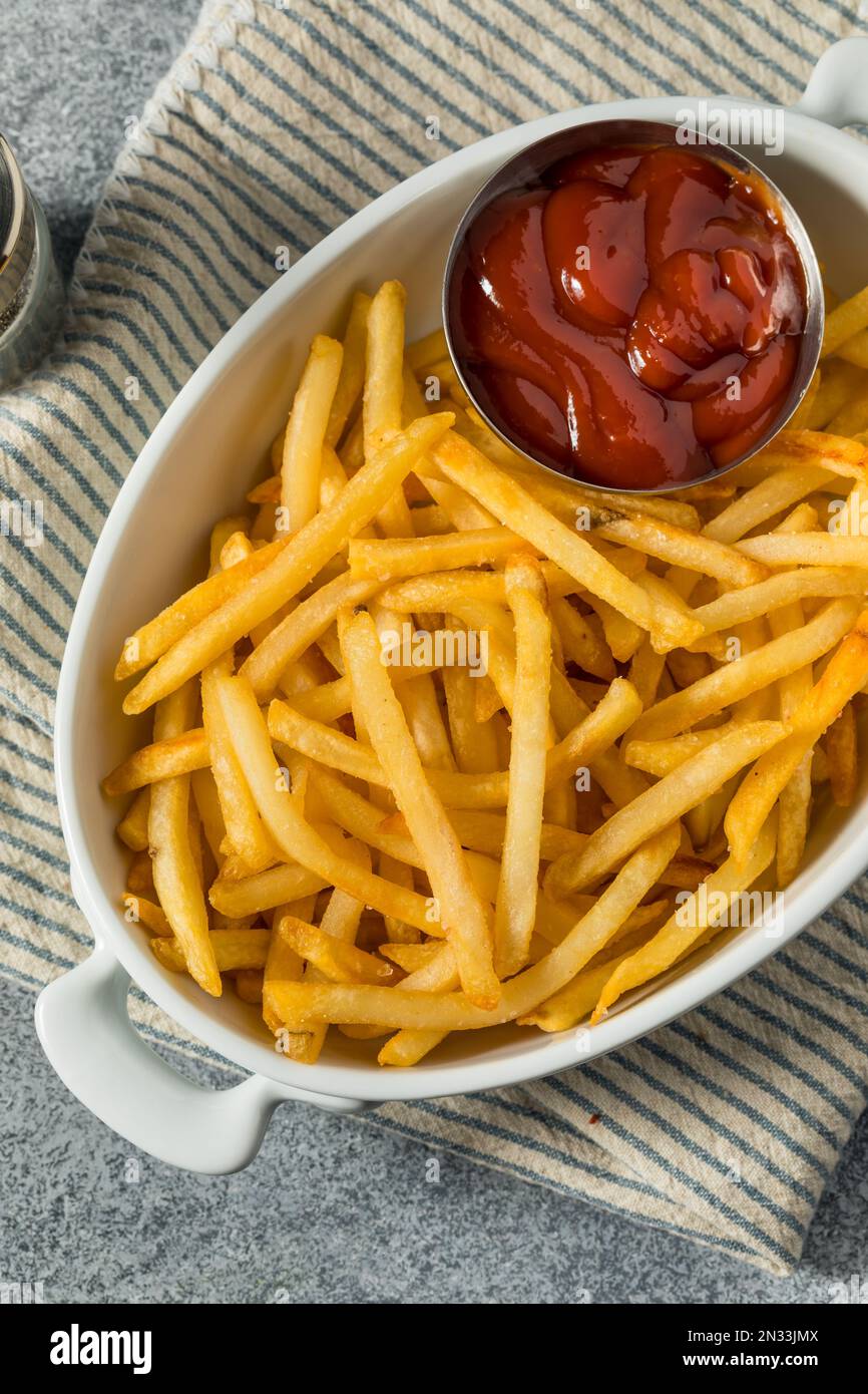 Golden salt fries hi-res stock photography and images - Alamy