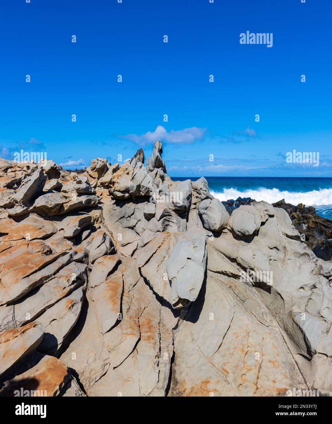 The Dragons Teeth on Makaluapuna Point, Kapalua, Maui, Hawaii, USA ...