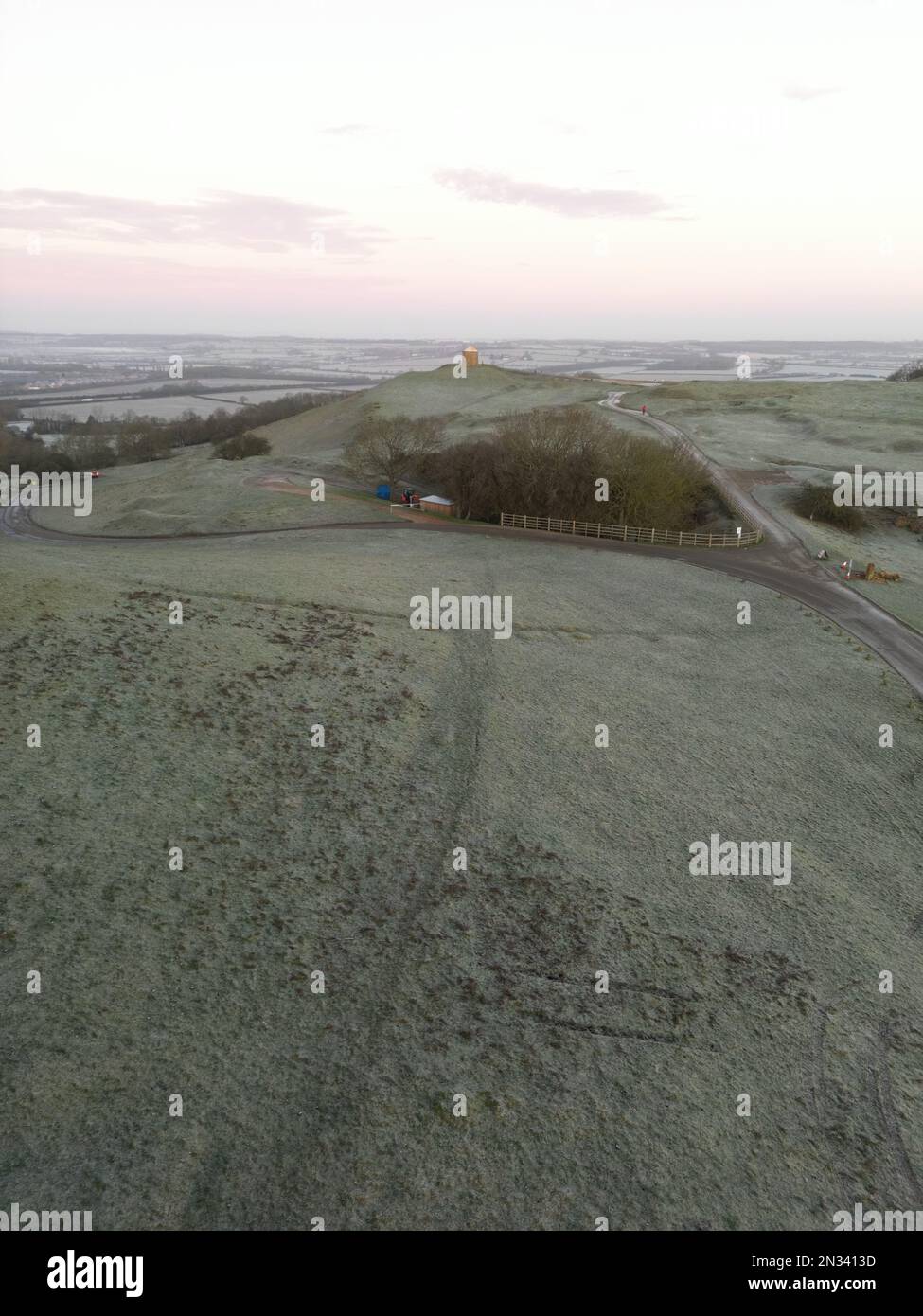 The pepper pot a English civil war lookout tower at Burton dassett ...
