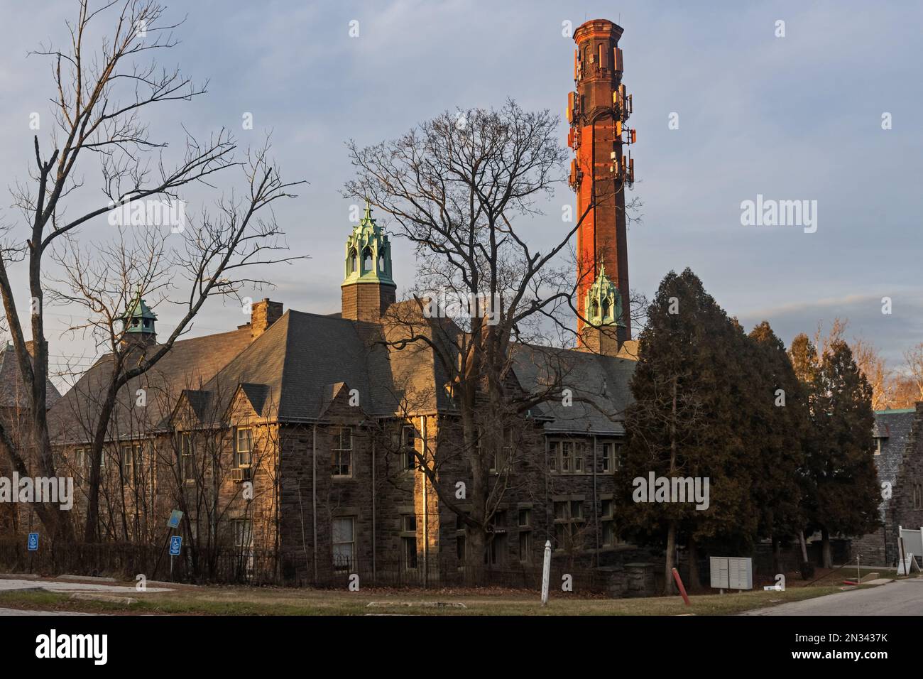 Legacy education center hi-res stock photography and images - Alamy