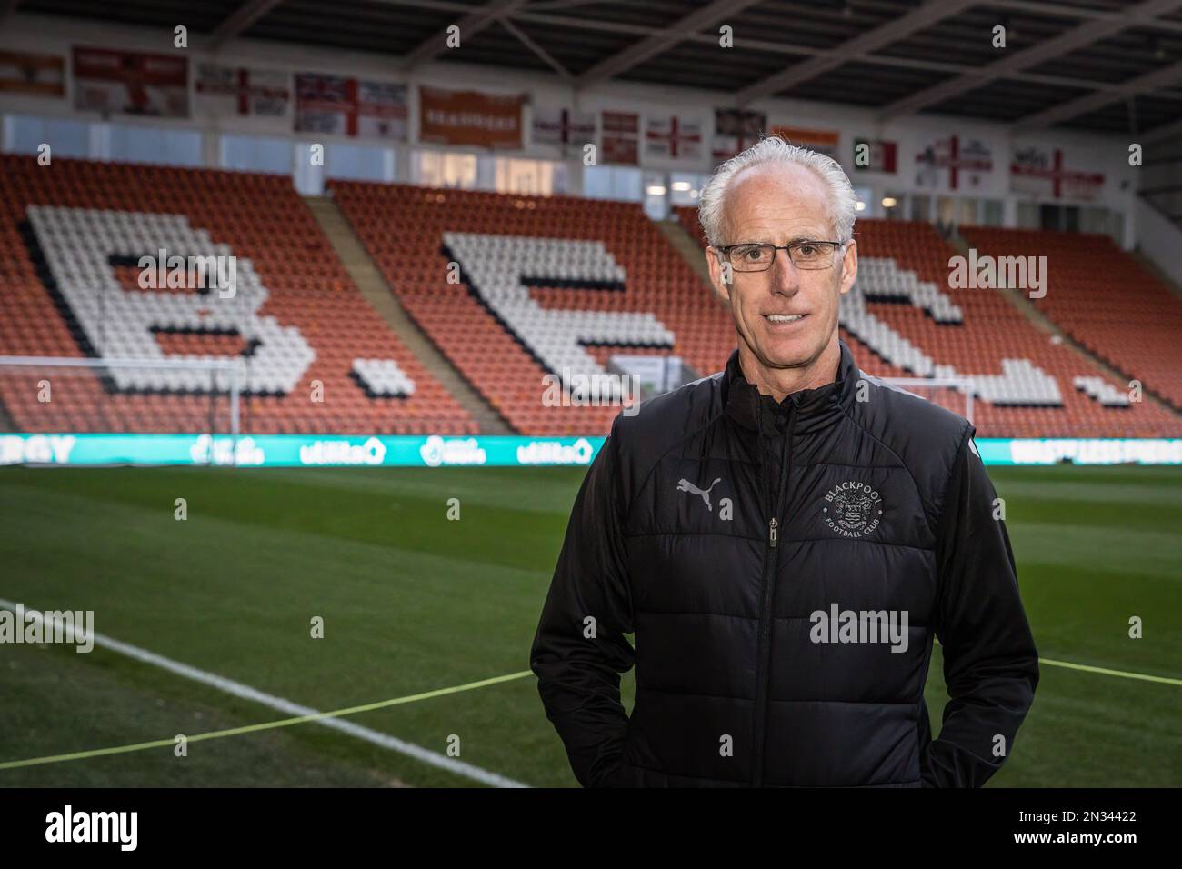 Mick McCarthy manager of Blackpool on his 64th birthday during the Sky ...