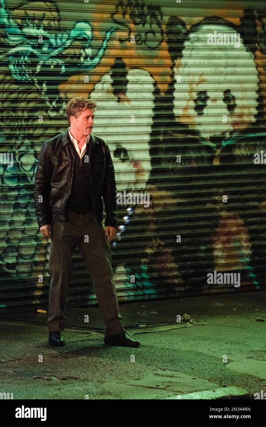 New York, NY, USA. 6th Feb, 2023. Brad Pitt on location for WOLFS ... New York, NY, USA. 6th Feb, 2023. Brad Pitt on location for WOLFS ...