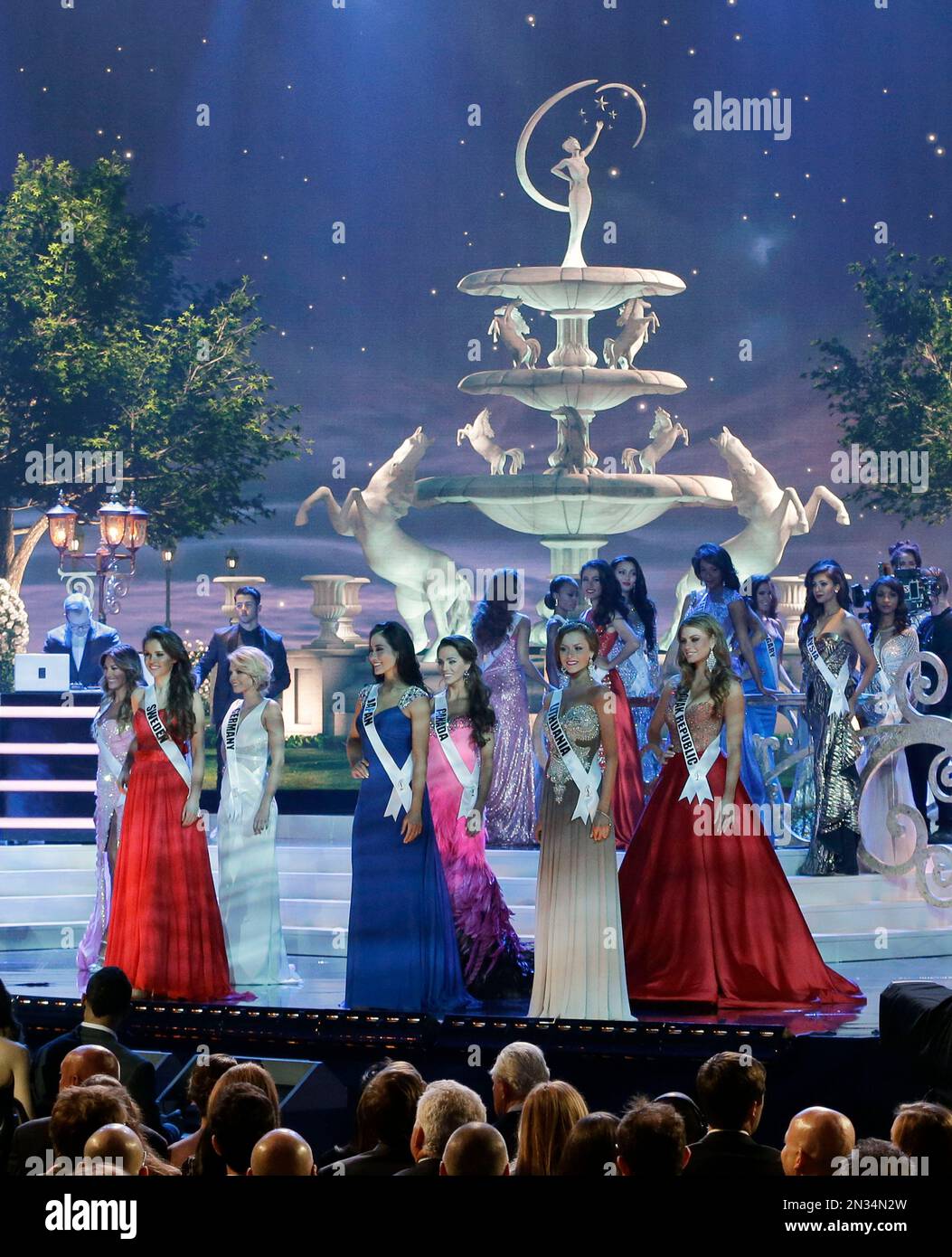 From left, Miss Sweden Camilla Hansson, Miss Germany Josefin Donat ...
