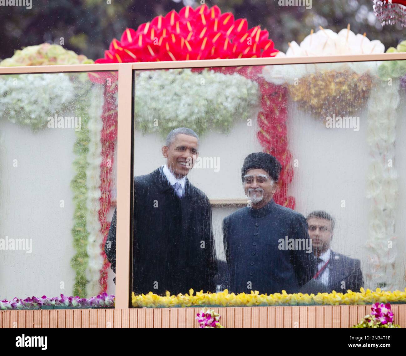 U.S. President Barack Obama, left, and Indian Vice President Hamid ...