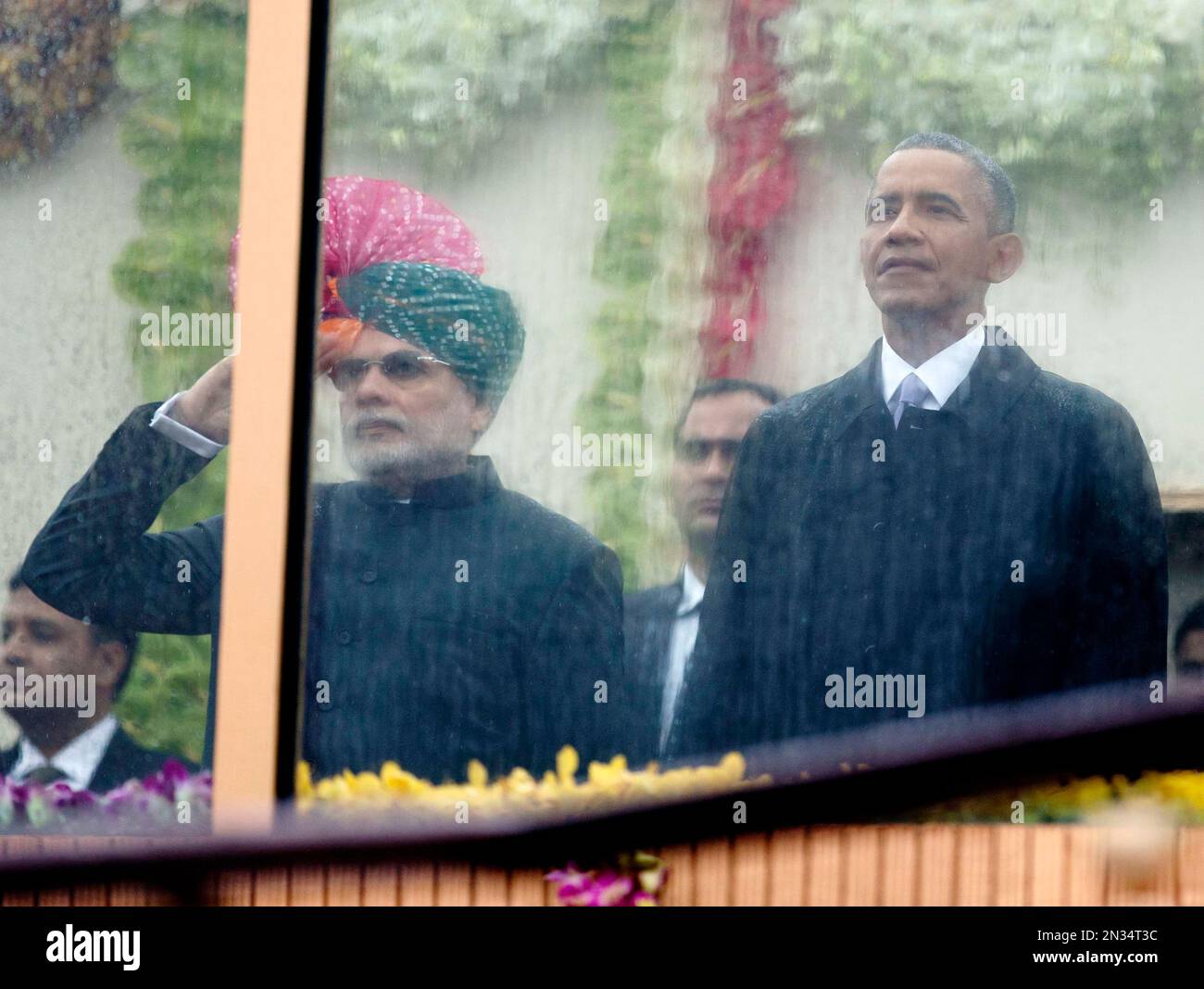 Indian Prime Minister Narendra Modi, left, and U.S. President Barack ...
