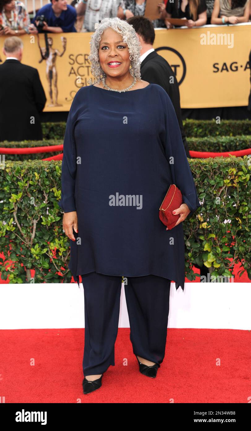 Yvette Freeman arrives at the 21st annual Screen Actors Guild Awards at ...