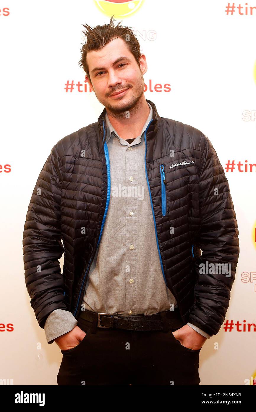 IMAGE DISTRIBUTED FOR LIPTON - Actor Tomas Oscar Andren on the red ...