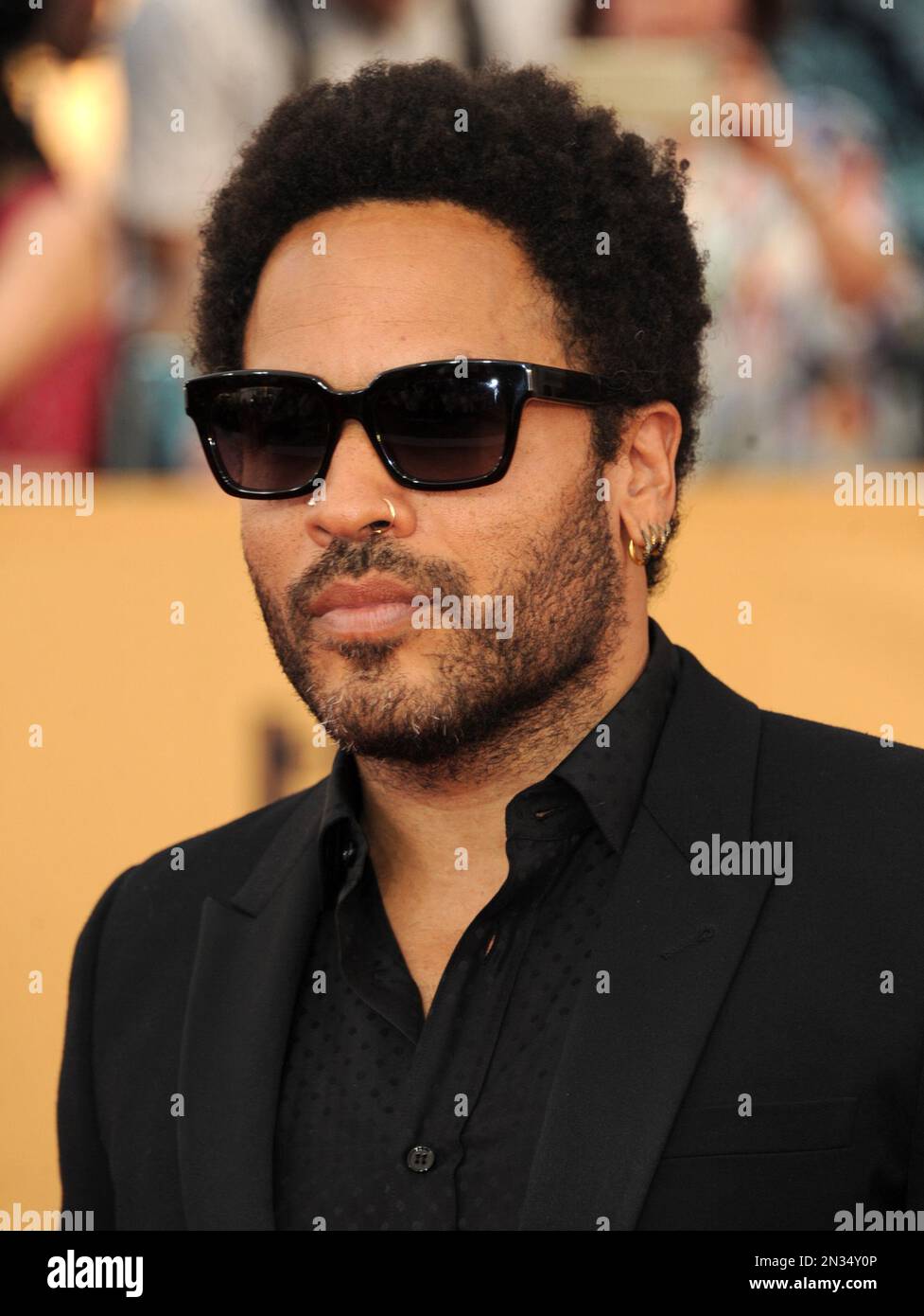 Lenny Kravitz arrives at the 21st annual Screen Actors Guild Awards at ...