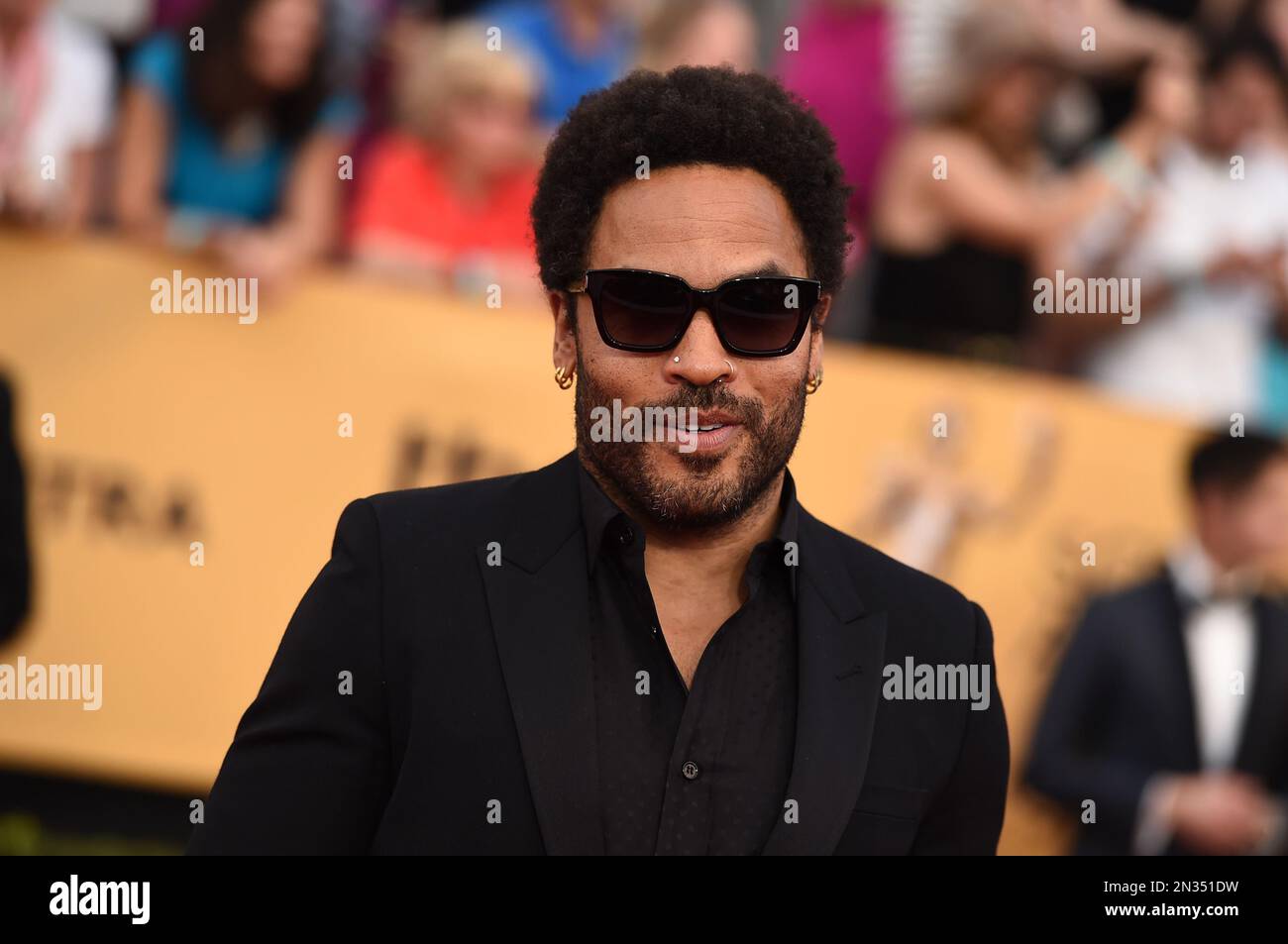 Lenny Kravitz arrives at the 21st annual Screen Actors Guild Awards at ...