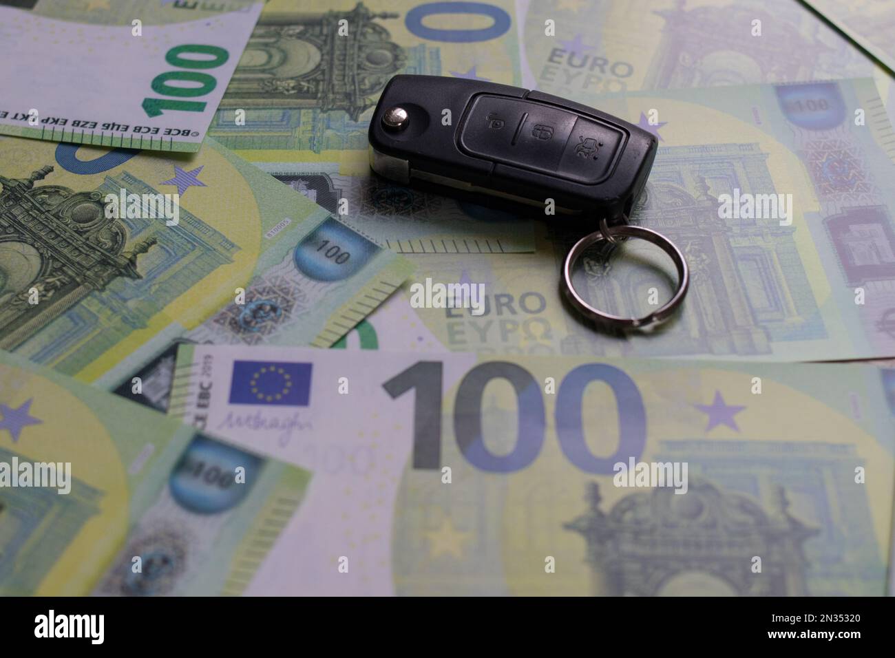 Car key exchange hi-res stock photography and images - Alamy