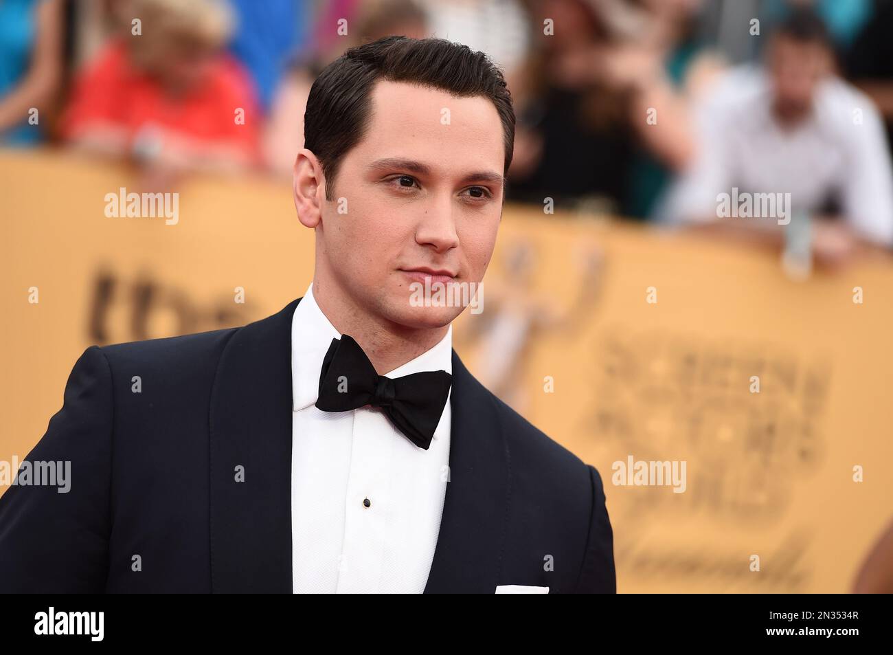 Matt McGorry arrives at the 21st annual Screen Actors Guild Awards at ...