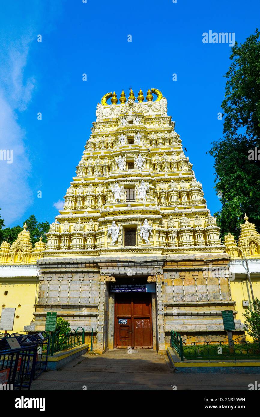 Also known as amba vilas palace and mysore aramane hi-res stock ...