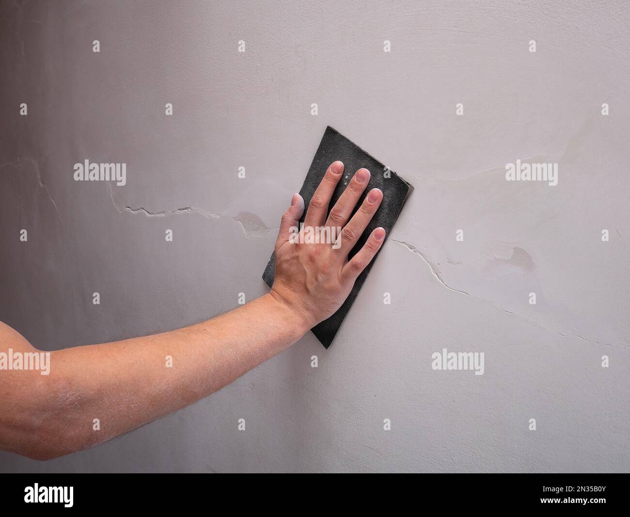 Manual sandpaper tool hi-res stock photography and images - Alamy