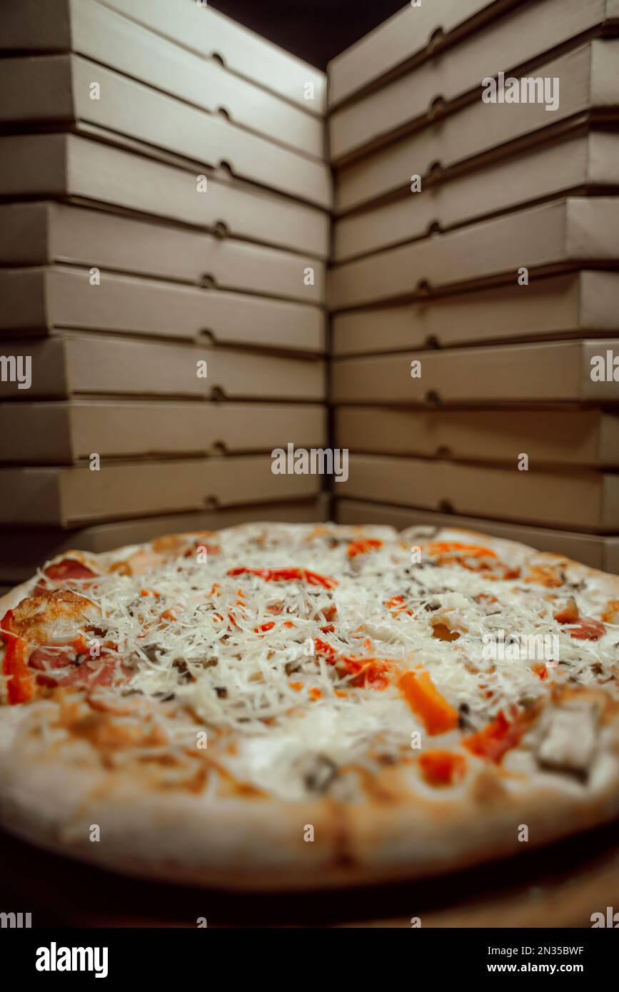Male eat cardboard dinner hi-res stock photography and images - Alamy