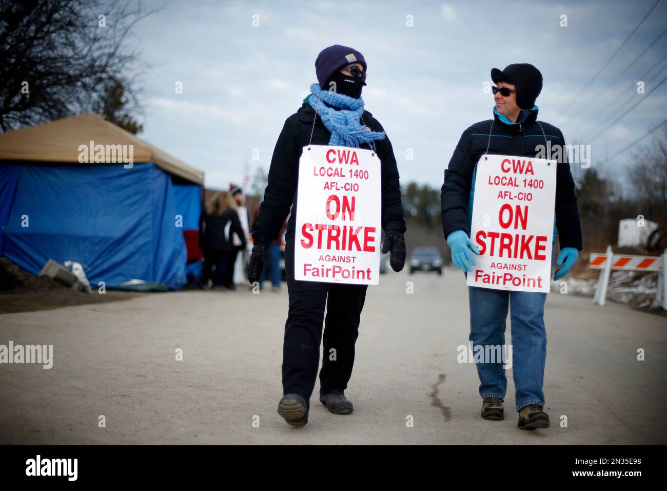 In this photo made Friday, Jan. 23, 2015, Fairpoint employees Amber ...